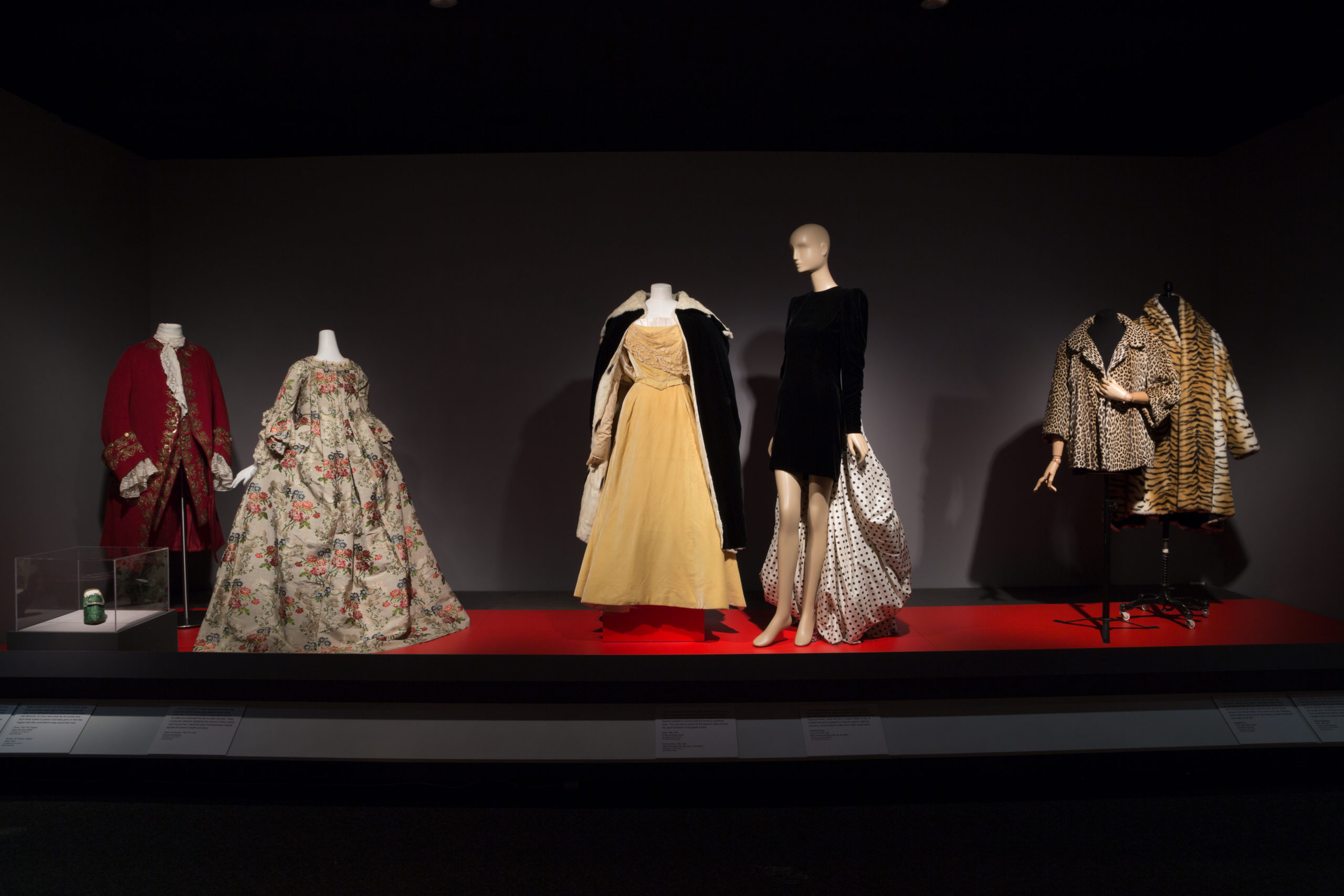 2020 Spring Events - NYC Tour - Power Mode: The Force of Fashion - The Royal Oak Foundation